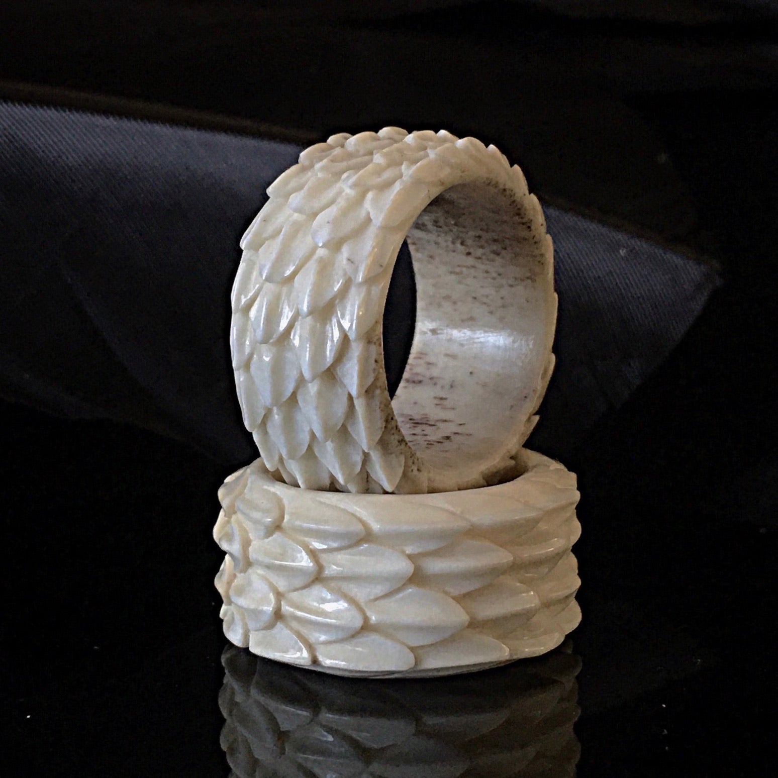 Dragon Scale Ring - Ossua Et Acroamata
